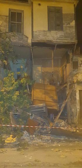‘Έπεσε πρόσοψη σπιτιού στην Ελληνικής Δημοκρατίας - Εβδόμη Ημέρα